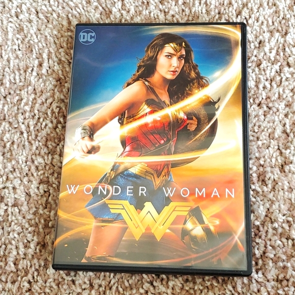 Media | Wonder Woman Dvd 5 | Poshmark
